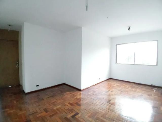 Apartamento com 3 Quartos e 2 banheiros à Venda, 90 m² por R$ 350.000