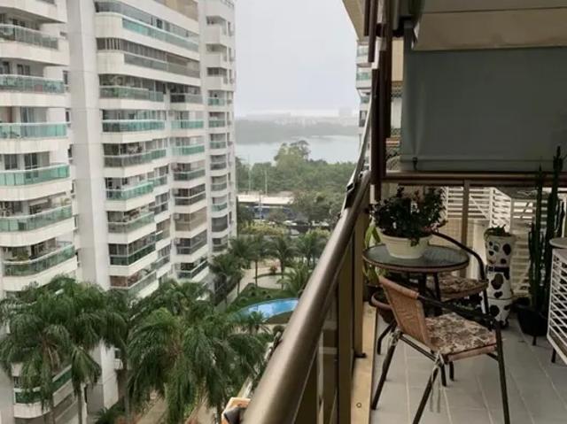 Apartamento com 3 Quartos e 2 banheiros à Venda, 90 m² por R$ 799.000