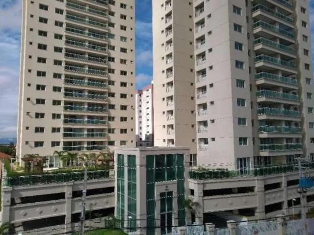 Apartamento com 3 Quartos e 2 banheiros à Venda, 90 m² por R$ 870.000