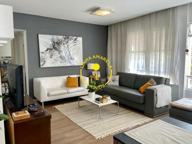 Apartamento com 3 Quartos e 2 banheiros à Venda, 100 m² por R$ 950.000 próximo ao metrô