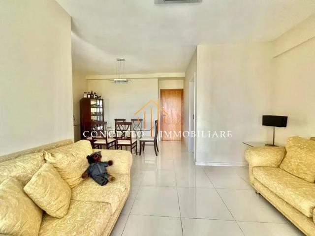 Apartamento com 3 Quartos e 2 banheiros à Venda, 100 m² por R$ 1.300.000