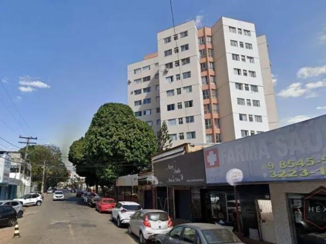 Apartamento com 3 Quartos e 2 banheiros à Venda, 100 m² por R$ 280.000