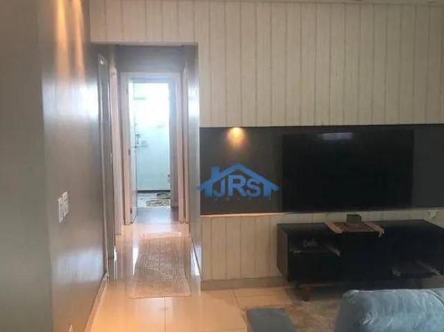 Apartamento com 3 Quartos e 2 banheiros à Venda, 105 m² por R$ 794.000