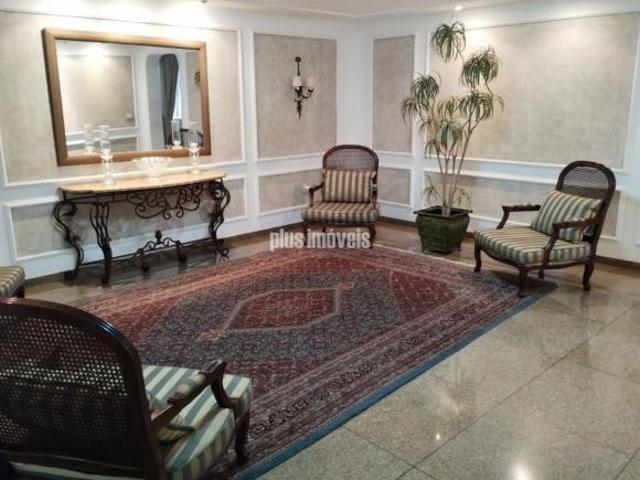 Apartamento com 3 Quartos e 2 banheiros à Venda, 110 m²