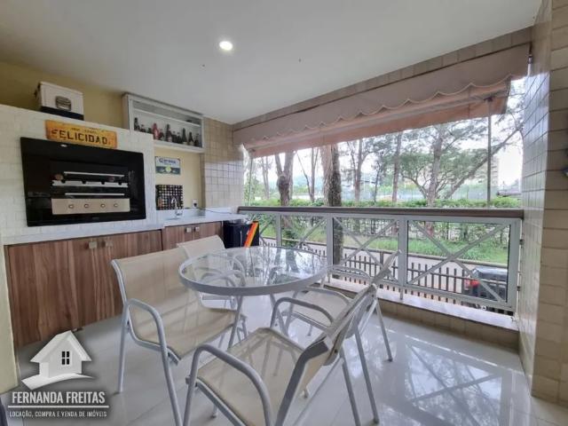 Apartamento com 3 Quartos e 2 banheiros à Venda, 111 m² por R$ 1.260.000