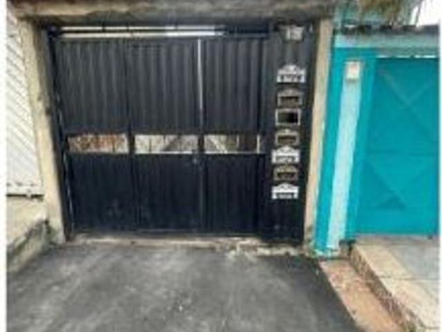 Apartamento com 3 Quartos e 2 banheiros à Venda, 112 m² por R$ 235.802