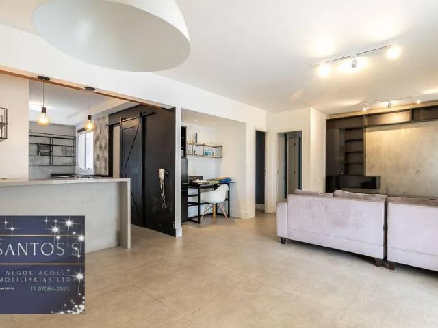 Apartamento com 3 Quartos e 2 banheiros à Venda, 117 m² por R$ 1.200.000