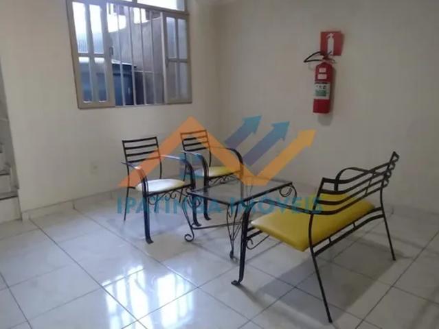 Apartamento com 3 Quartos e 2 banheiros à Venda, 124 m² por R$ 380.000