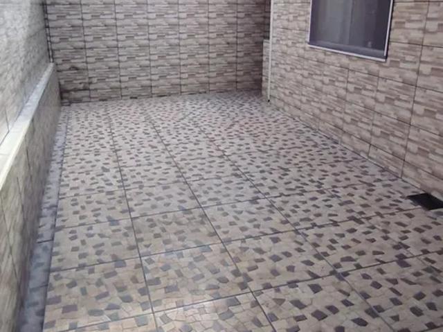 Apartamento com 3 Quartos e 2 banheiros à Venda, 129 m² por R$ 480.000
