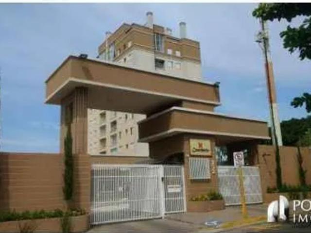 Apartamento com 3 Quartos e 2 banheiros à Venda, 135 m² por R$ 460.000