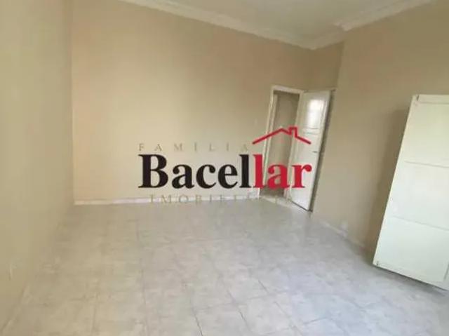Apartamento com 3 Quartos e 2 Banheiros à Venda no Meier! Próximo a Dias da Cruz!