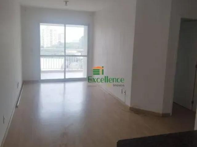 Apartamento com 3 Quartos e 2 banheiros para Alugar, 82 m² por R$ 2.600/Mês