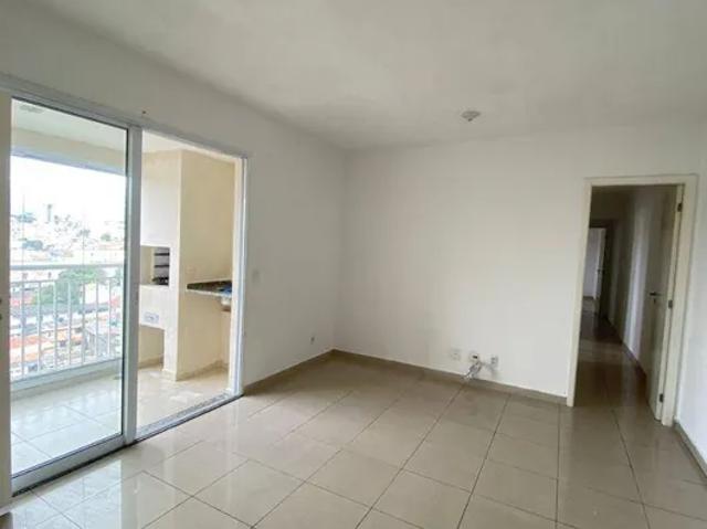 Apartamento com 3 Quartos e 2 banheiros para Alugar, 83 m² por R$ 2.700/Mês