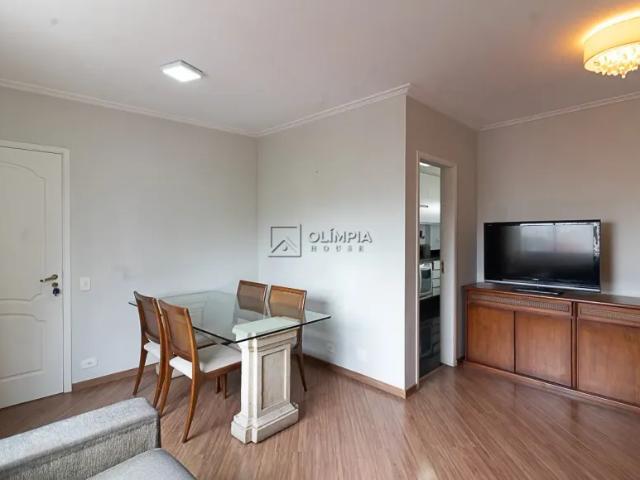 Apartamento com 3 Quartos e 2 banheiros para Alugar, 87 m² por R$ 6.499/Mês
