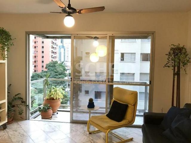 Apartamento com 3 Quartos e 4 banheiros à Venda, 100 m²