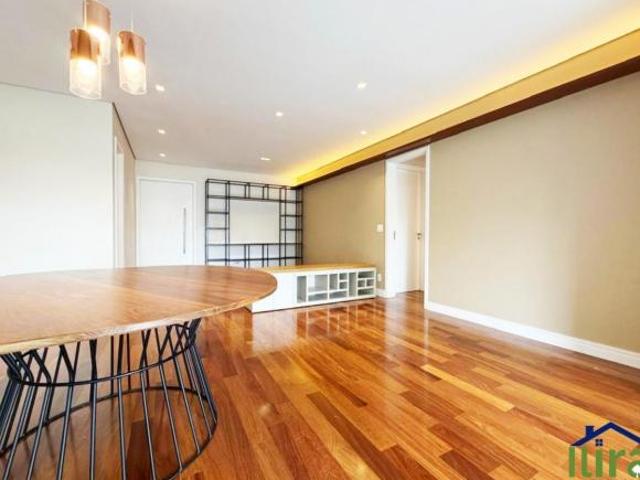 Apartamento com 3 Quartos e 4 banheiros à Venda, 113 m² por R$ 1.500.000,00
