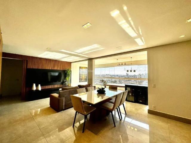 Apartamento com 3 Quartos e 4 banheiros à Venda, 128 m² por R$ 1.100.000