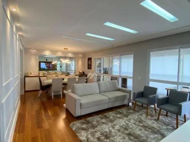 Apartamento com 3 Quartos e 4 banheiros à Venda, 131 m² por R$ 1.220.000