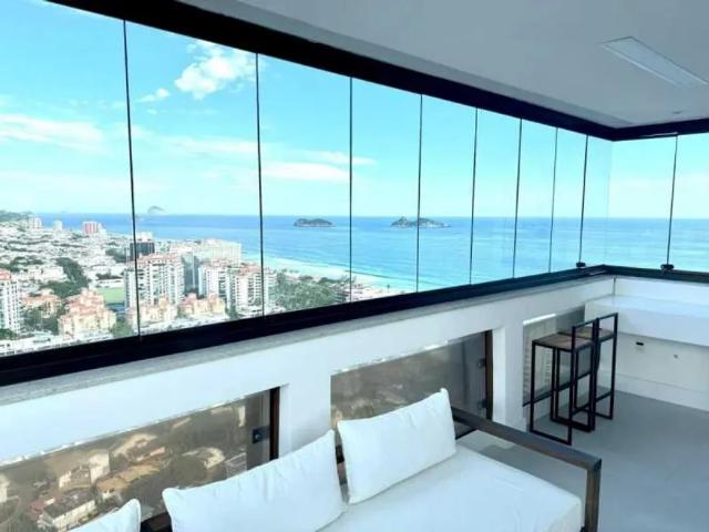 Apartamento com 3 Quartos e 4 banheiros à Venda, 133 m² por R$ 2.550.000