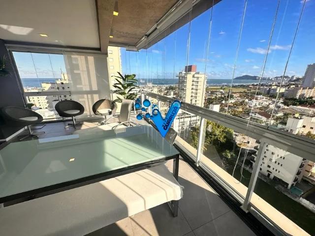 Apartamento com 3 Quartos e 4 banheiros à Venda, 136 m² por R$ 1.200.000