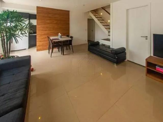 Apartamento com 3 Quartos e 4 banheiros à Venda, 140 m² por R$ 940.000