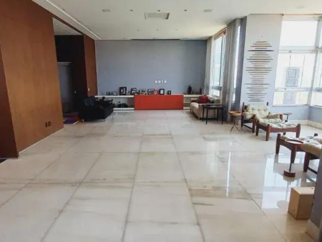 Apartamento com 3 Quartos e 4 banheiros à Venda, 210 m² por R$ 4.200.000