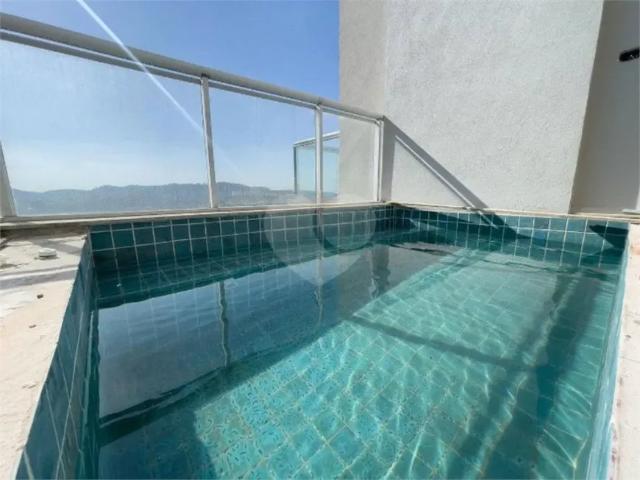Apartamento com 3 Quartos e 4 banheiros à Venda, 212 m² por R$ 3.500.000