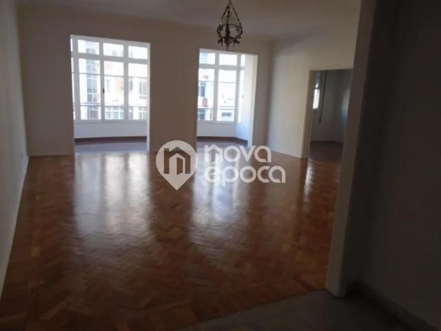 Apartamento com 3 Quartos e 4 banheiros à Venda, 237 m² por R$ 3.750.000
