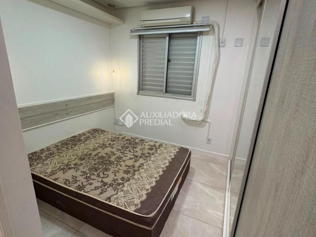Apartamento com 3 quartos e 58m² para alugar em Igara, Canoas