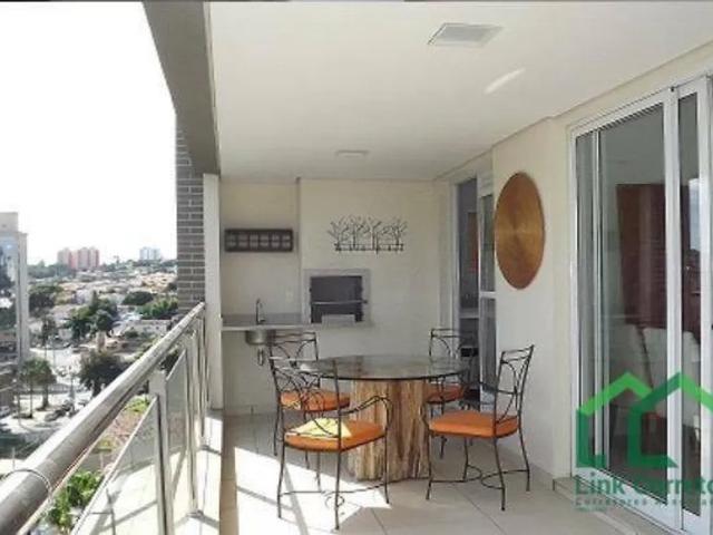 Apartamento com 3 Quartos e 5 banheiros à Venda, 136 m² por R$ 1.720.000