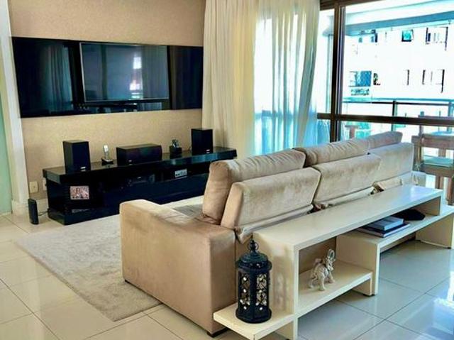 Apartamento com 3 Quartos e 5 banheiros à Venda, 142 m² por R$ 1.610.000
