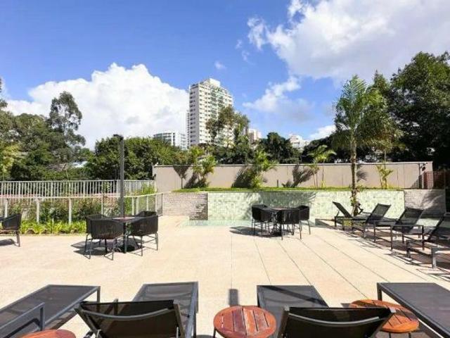 Apartamento com 3 Quartos e 5 banheiros à Venda, 143 m²