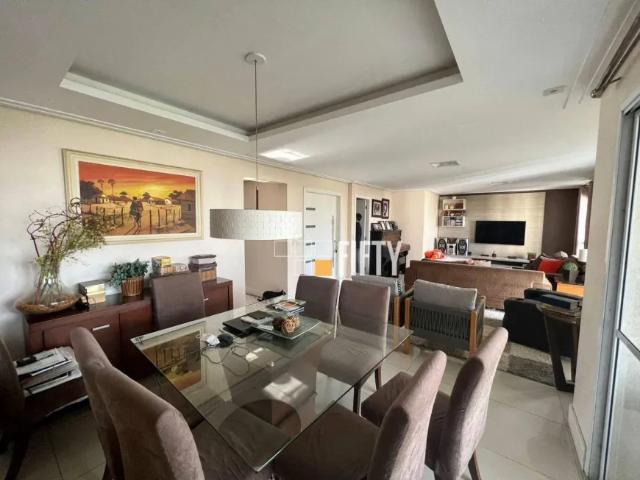 Apartamento com 3 Quartos e 5 banheiros à Venda, 149 m² por R$ 1.807.000
