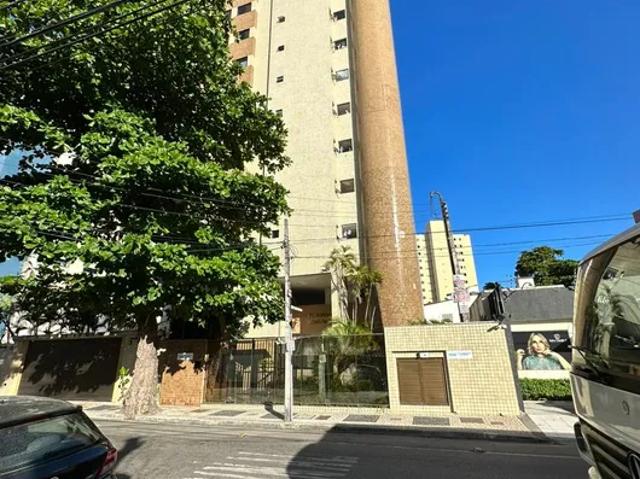 Apartamento com 3 Quartos e 5 banheiros à Venda, 150 m² por R$ 1.300.000