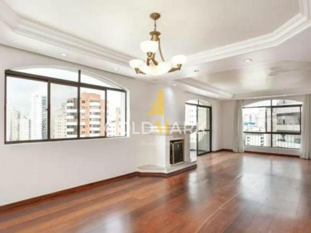 Apartamento com 3 Quartos e 5 banheiros à Venda, 172 m² por R$ 2.650.000