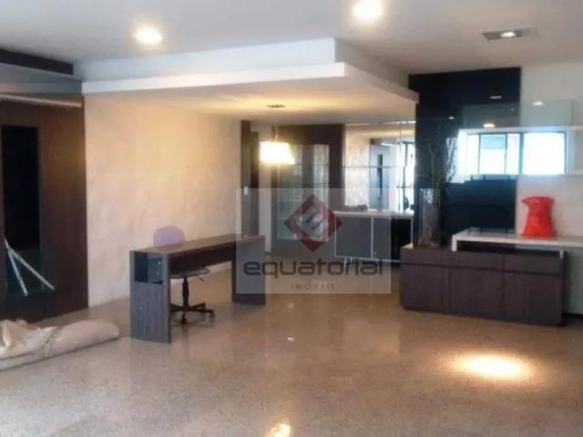 Apartamento com 3 Quartos e 5 banheiros à Venda, 185 m² por R$ 799.000