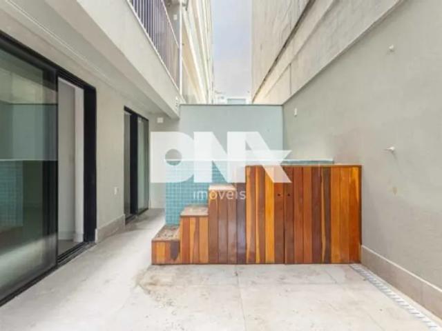 Apartamento com 3 Quartos e 5 banheiros à Venda, 198 m² por R$ 6.500.000