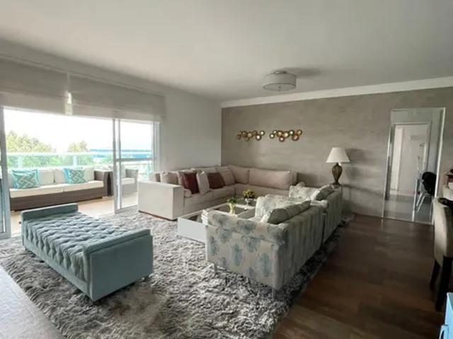 Apartamento com 3 Quartos e 5 banheiros à Venda, 202 m² por R$ 2.280.000