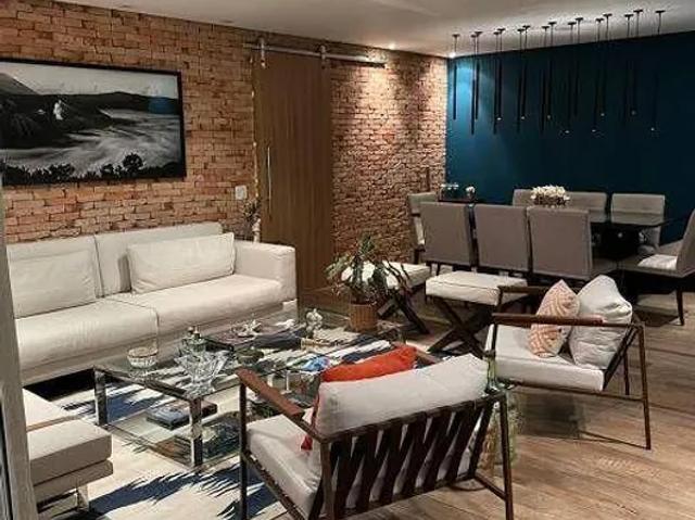 Apartamento com 3 Quartos e 5 banheiros à Venda, 202 m² por R$ 2.350.000