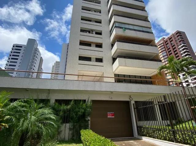 Apartamento com 3 Quartos e 5 banheiros à Venda, 276 m² por R$ 970.000