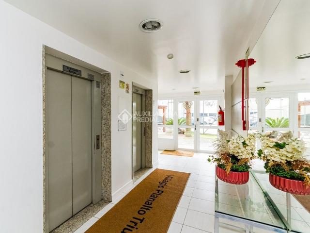 Apartamento com 3 quartos e 63m² para alugar em Jardim Itu, Porto Alegre