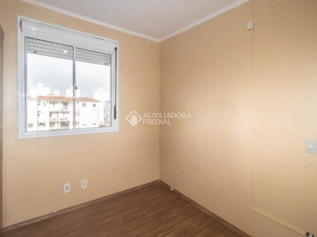 Apartamento com 3 quartos e 64m² para alugar em Humaitá, Porto Alegre