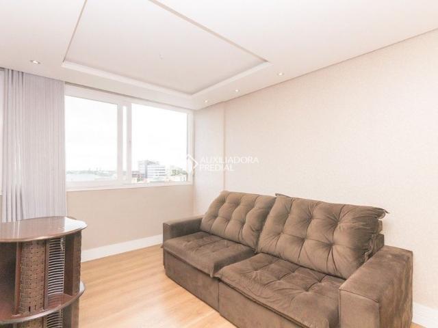 Apartamento com 3 quartos e 72m² para alugar em São João, Porto Alegre