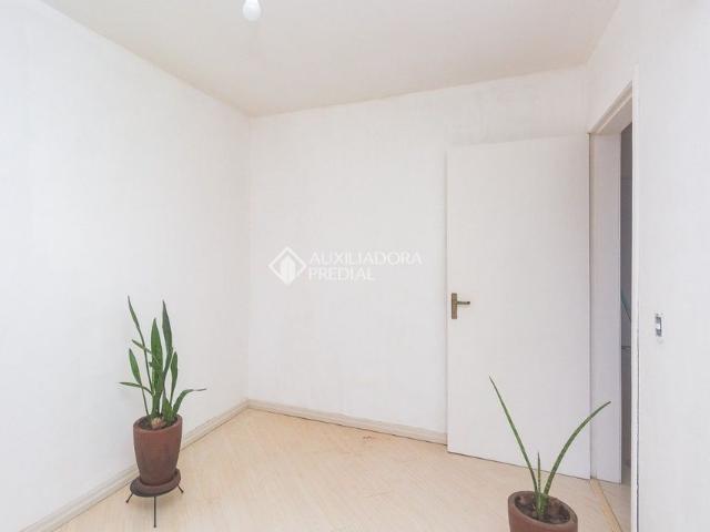 Apartamento com 3 quartos e 73m² para alugar em Cristo Redentor, Porto Alegre