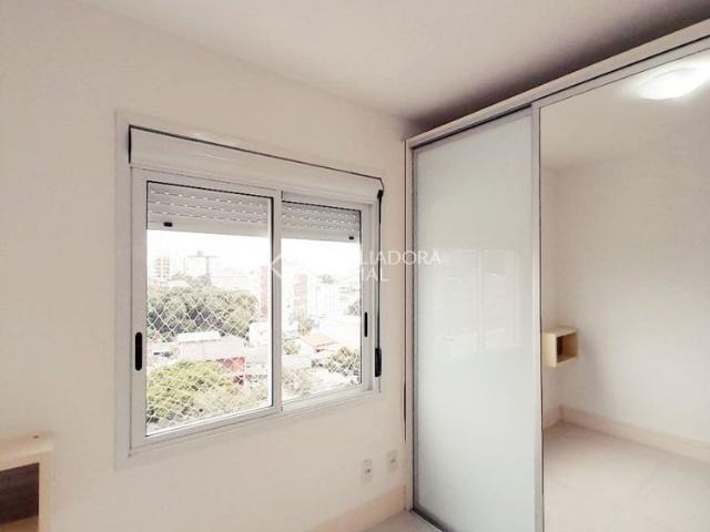 Apartamento com 3 quartos e 74m² para alugar em Cristo Redentor, Porto Alegre