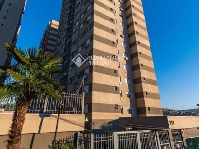 Apartamento com 3 quartos e 75m² para alugar em Jardim Carvalho, Porto Alegre