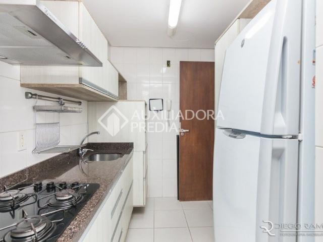 Apartamento com 3 quartos e 78m² para alugar em Cristo Redentor, Porto Alegre