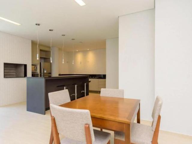 Apartamento com 3 quartos e 82 m² à venda em Mercês Curitiba PR