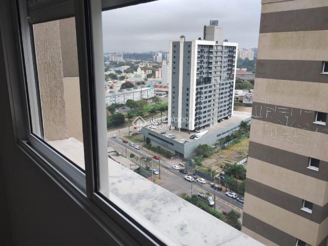 Apartamento com 3 quartos e 85m² para alugar em Jardim Carvalho, Porto Alegre