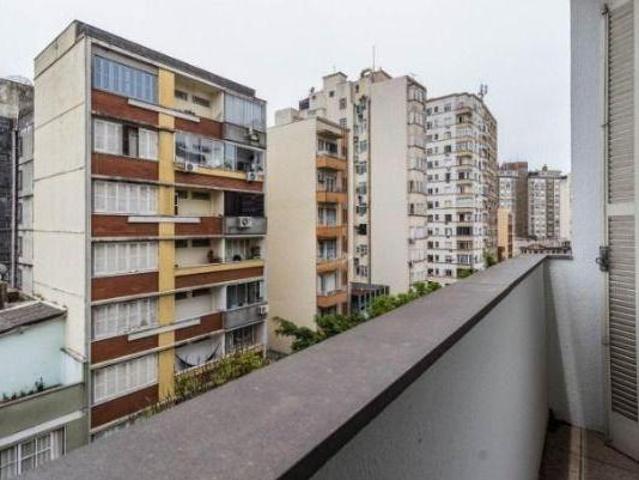 Apartamento com 3 quartos e 88m² à venda em Centro Histórico, Porto Alegre